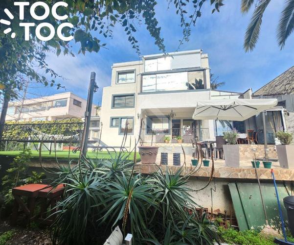 Casa en venta de 4 dorm. en Jardin del Mar en Viña del Mar
